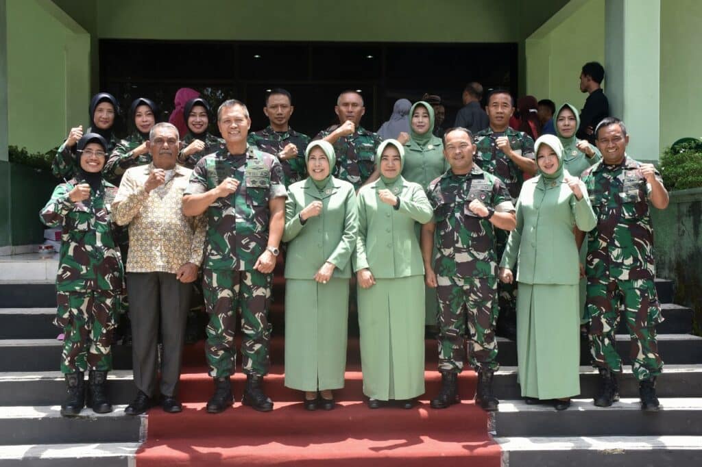 Dirajenad Kunjungi Ajendam IV/Diponegoro – Harnasnews.com Dirajenad Kunjungi Ajendam IV/Diponegoro – Harnasnews.com